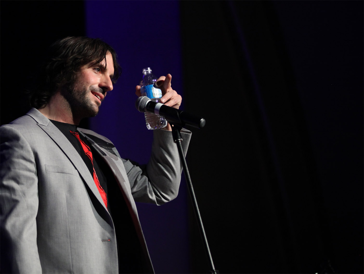 Mathieu Cyr, humoriste, entrevue page 1